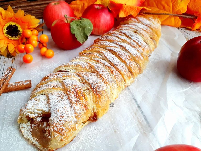 Strudel cu mere si nuci ⋆ Deserturi ⋆ Diana's Kitchen