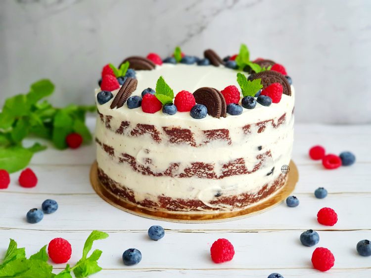 Tort cu zmeura si Oreo ⋆ Deserturi ⋆ Diana's Kitchen